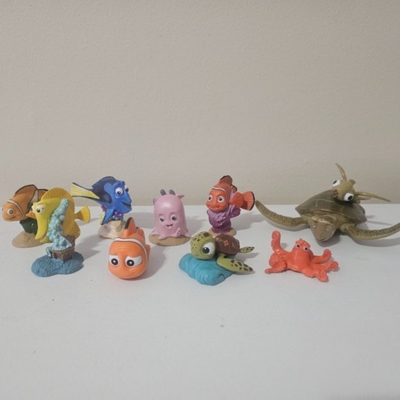 Disney | Toys | Disney Finding Nemo Figures Set Of 9 | Poshmark